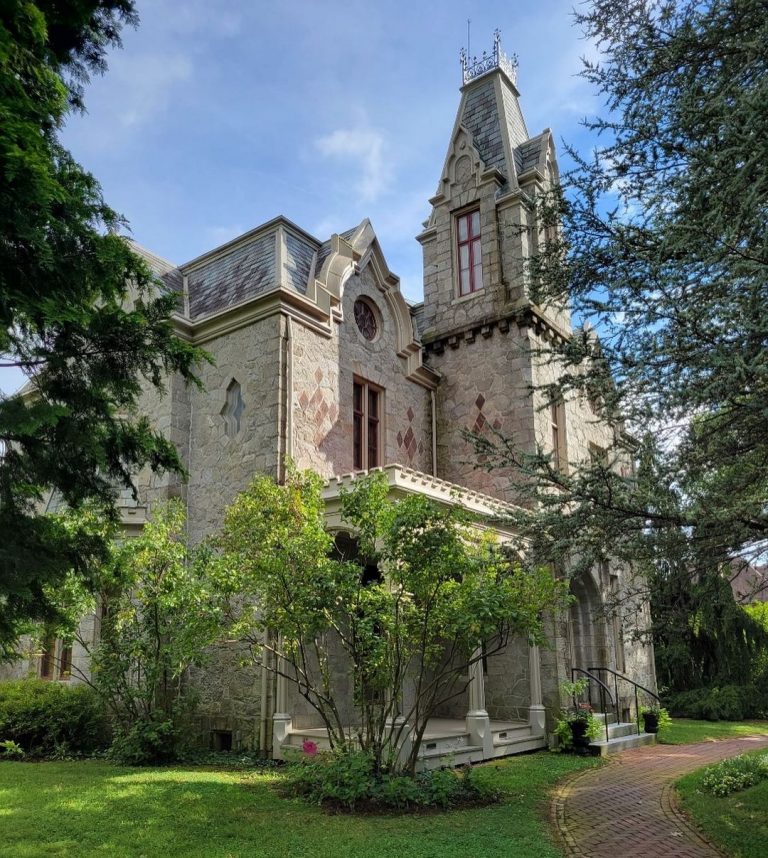 17 Historical Buildings Of The 19th Century - The Unusual Traits Of ...