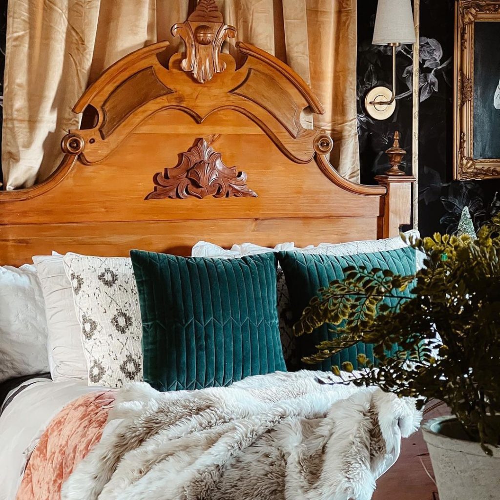 15 Victorian Bedroom Ideas For The Queens Of Today