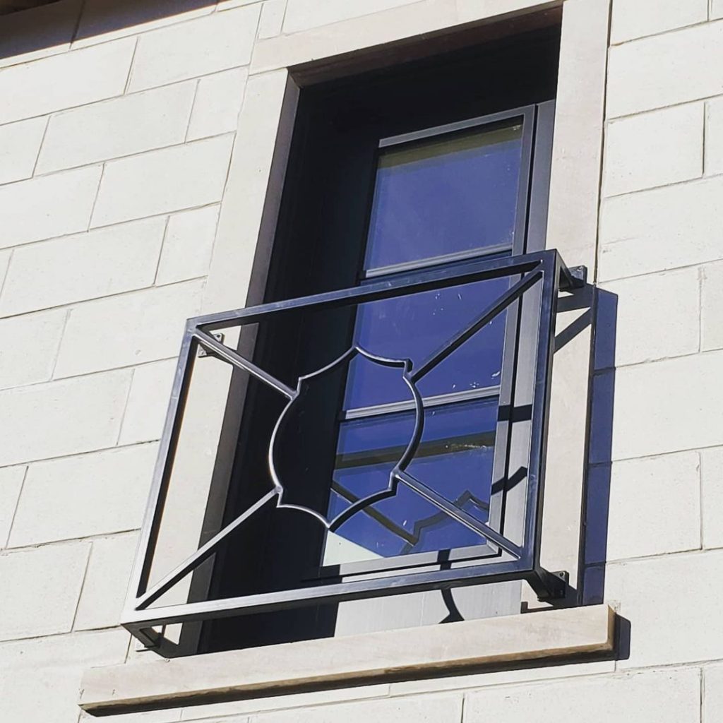 17 Great Ideas for a Wonderful Juliette Inspired Balcony