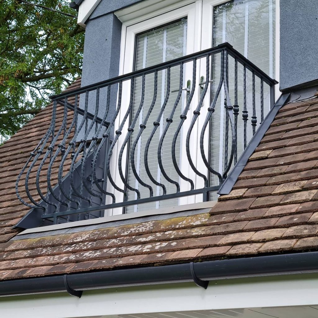 17 Great Ideas for a Wonderful Juliette Inspired Balcony