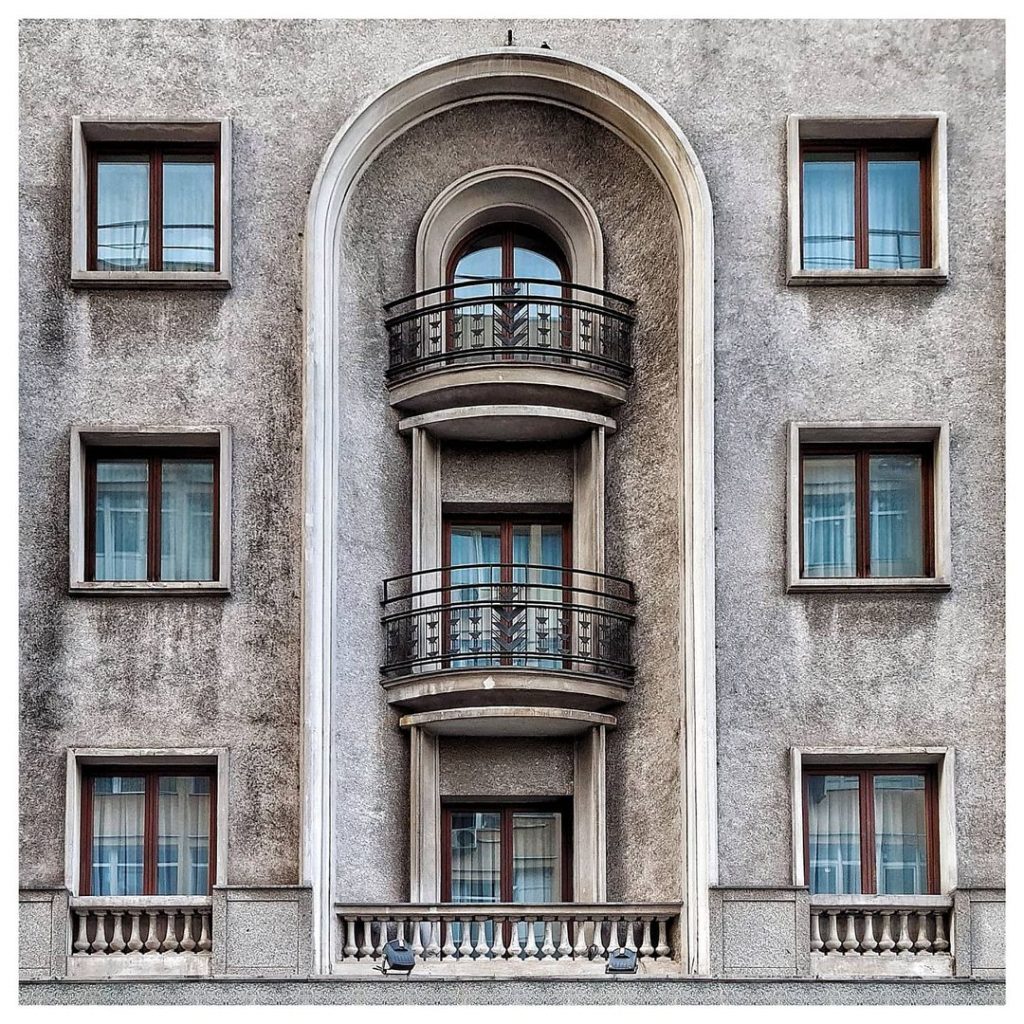 17 Great Ideas for a Wonderful Juliette Inspired Balcony