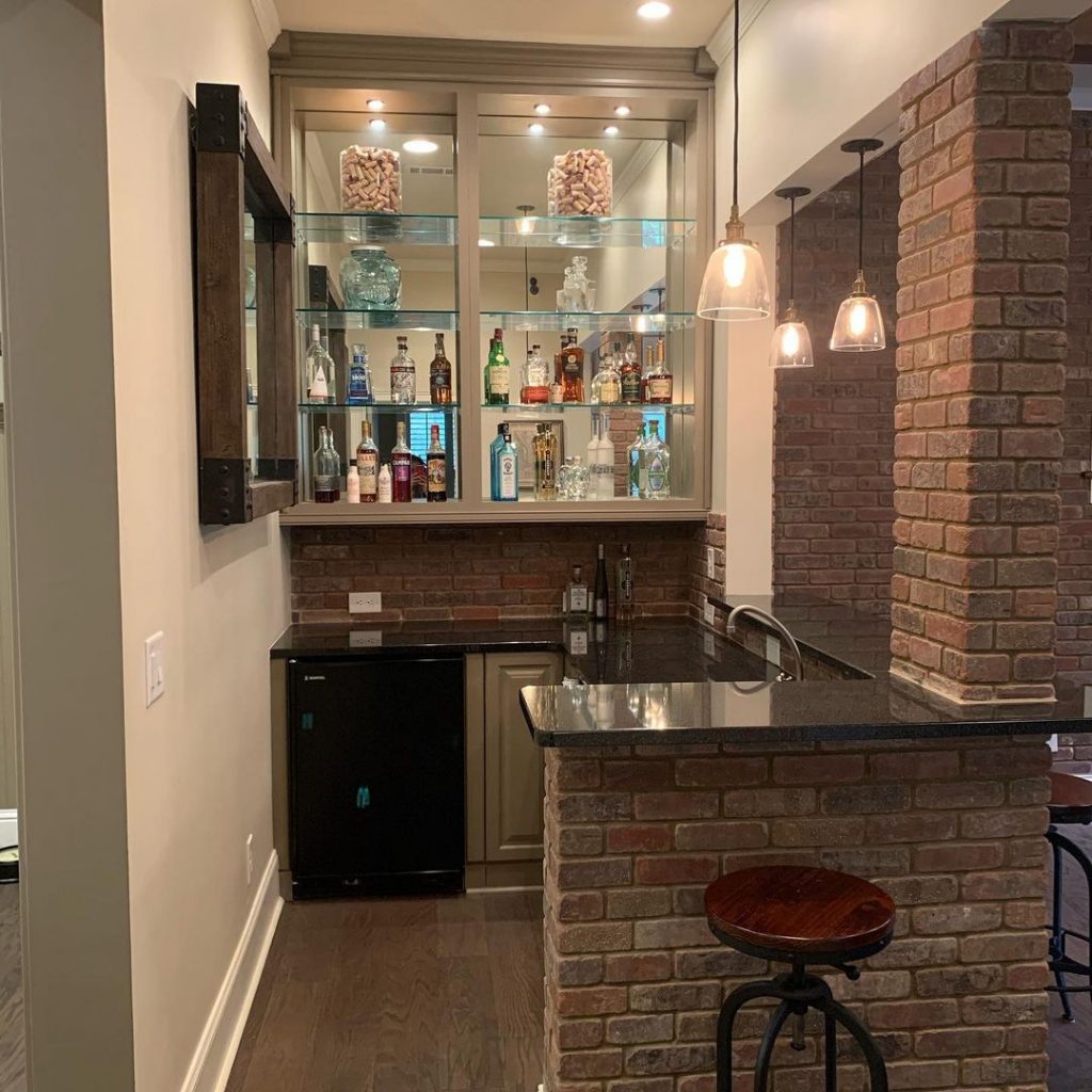 25 Luxury Basement Bar Designs That Will Make You Go Crazy