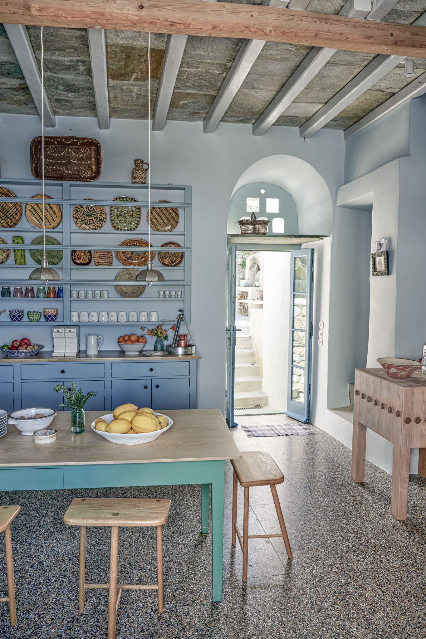 15 Ideas For Embracing The Greek Interior Aesthetic
