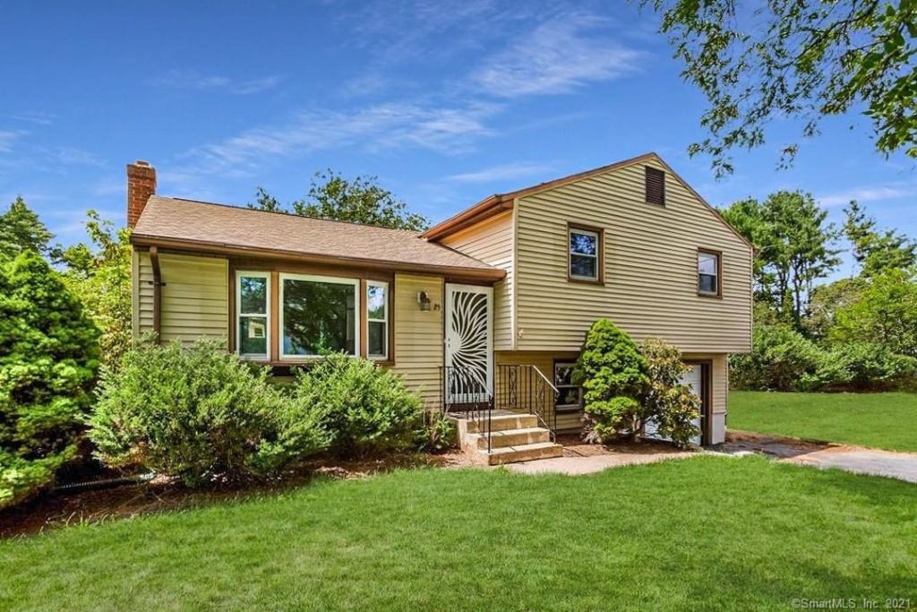 15 Split-Level Home Designs That Are Making A Comeback