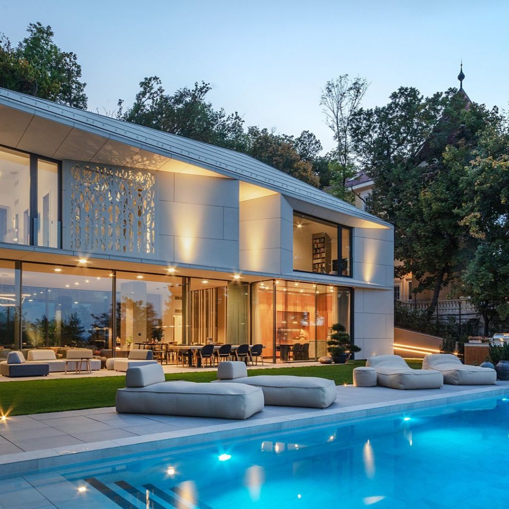 15 Modern Architecture Houses With Unique Luxurious Touch