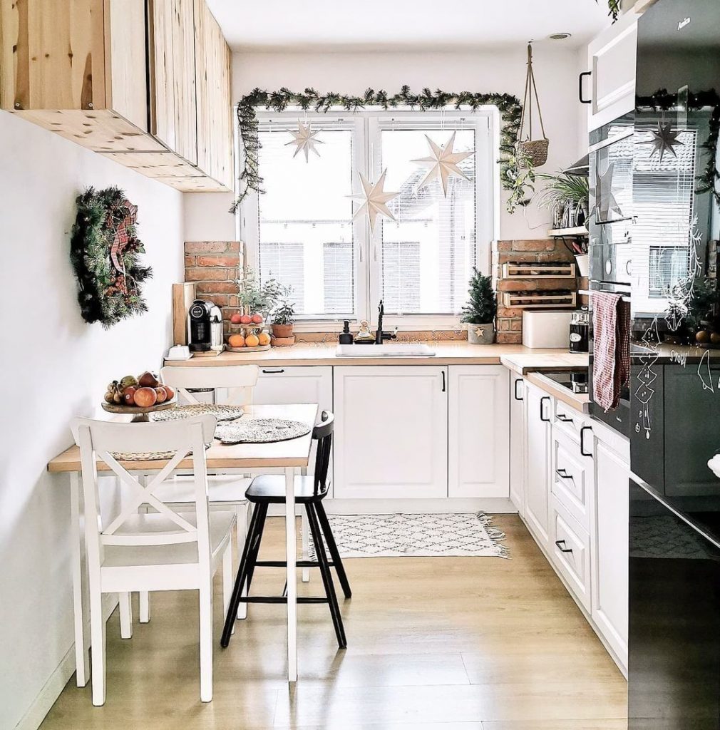 16 Clever Ideas For The Best Tiny Kitchen Design