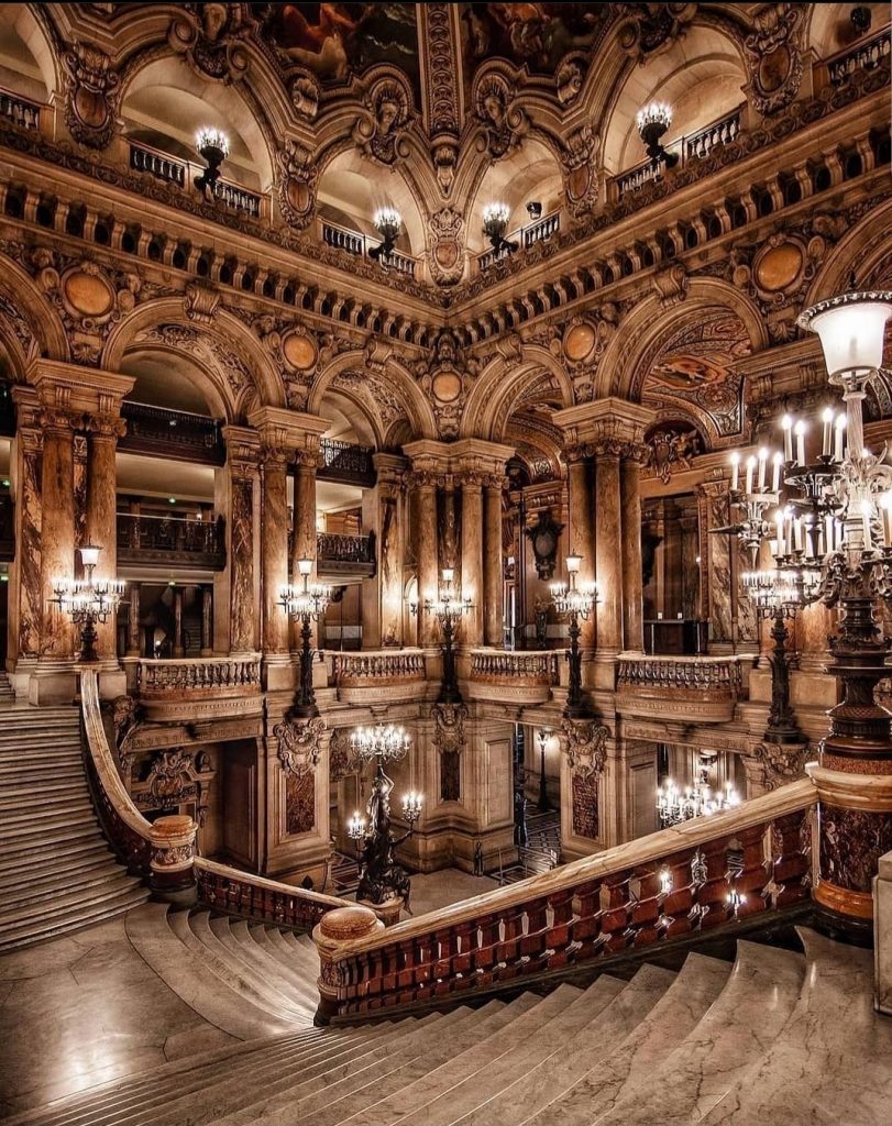 French Architecture - Iconic Buildings Worth Visiting